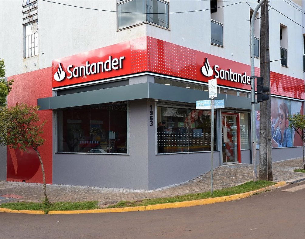 Lucro líquido do Santander Brasil cresce 9,8% no 2° trimestre de 2025 ...